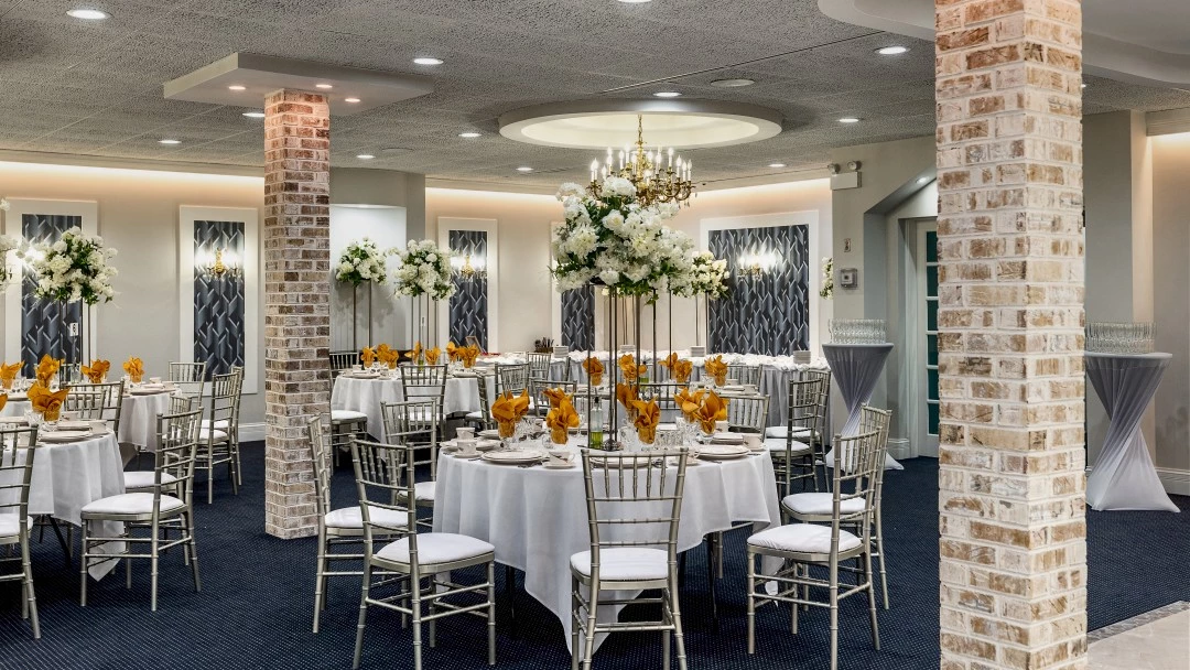 Take A Look At Our Jolly Inn Banquet Hall in Chicago