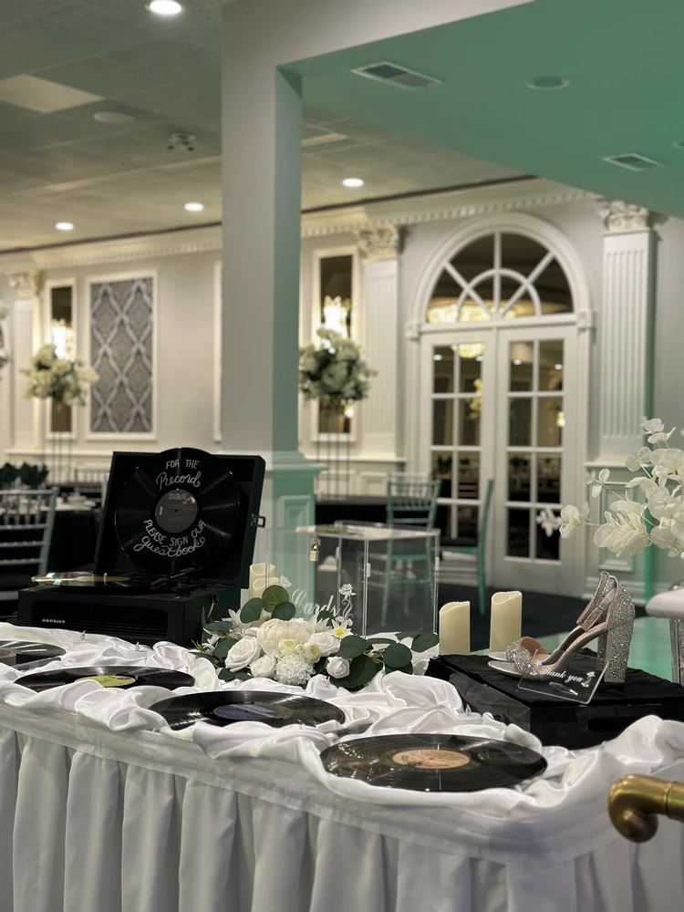 Take A Look At Our Jolly Inn Banquet Hall in Chicago