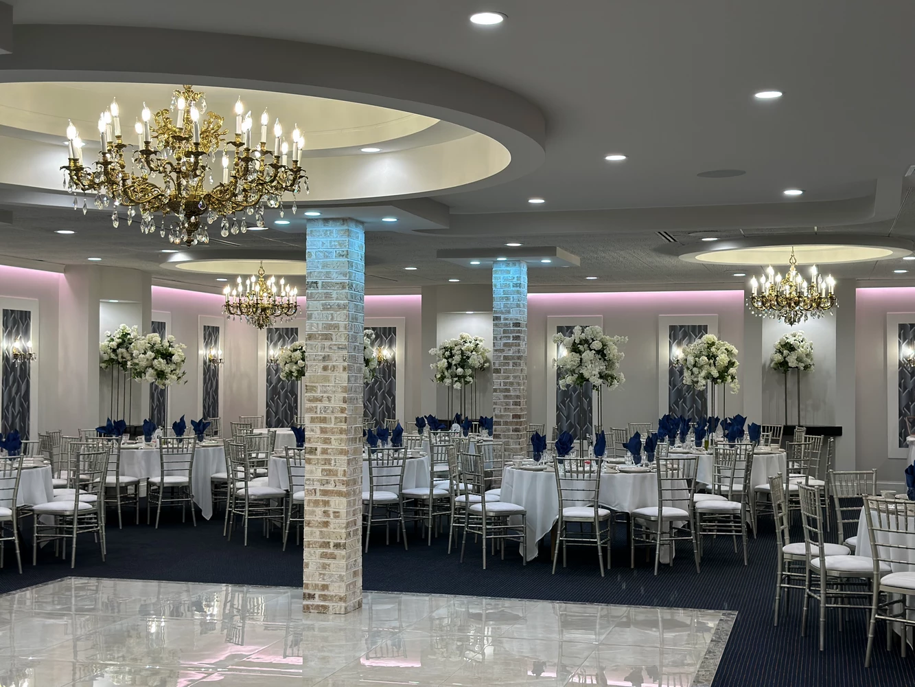 Take A Look At Our Jolly Inn Banquet Hall in Chicago