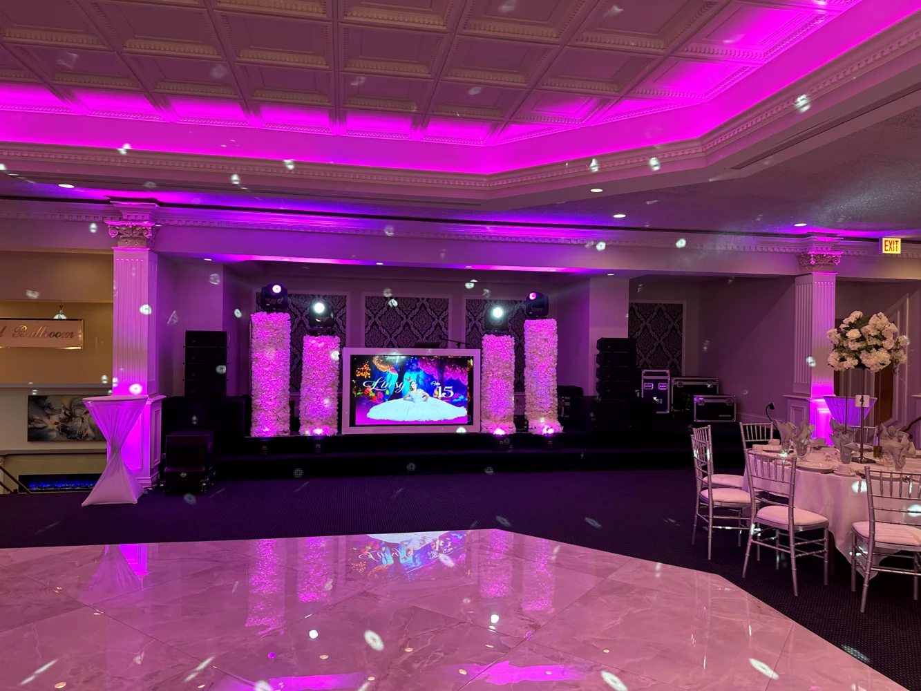 Take A Look At Our Jolly Inn Banquet Hall in Chicago