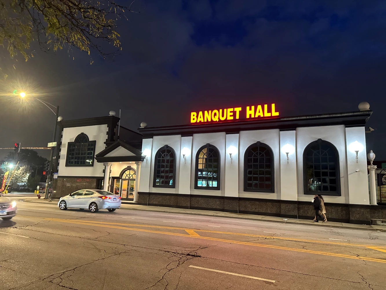 Take A Look At Our Jolly Inn Banquet Hall in Chicago