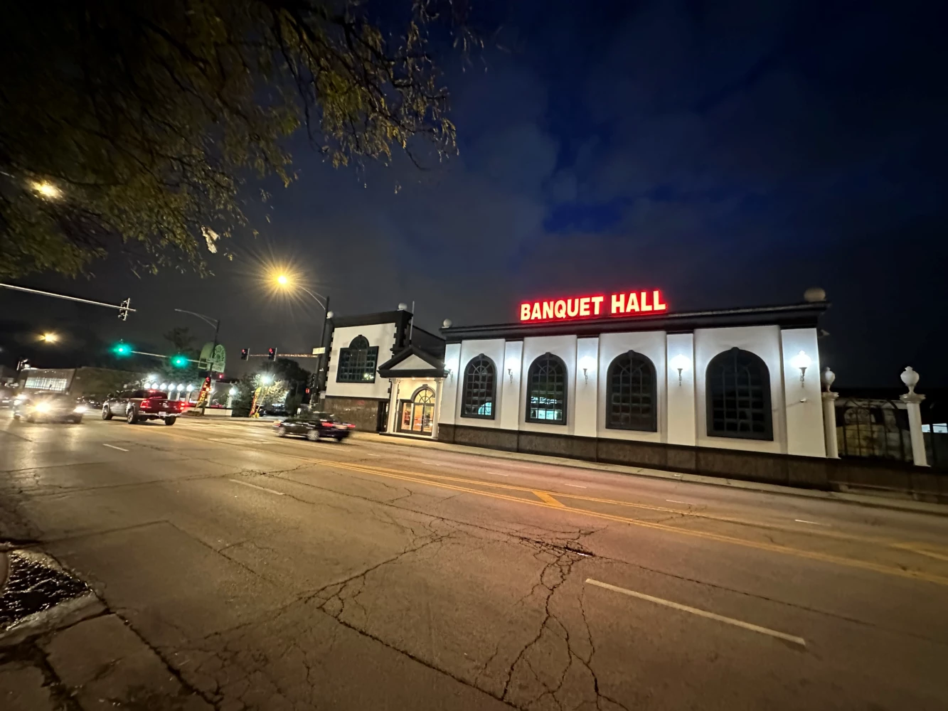 Take A Look At Our Jolly Inn Banquet Hall in Chicago