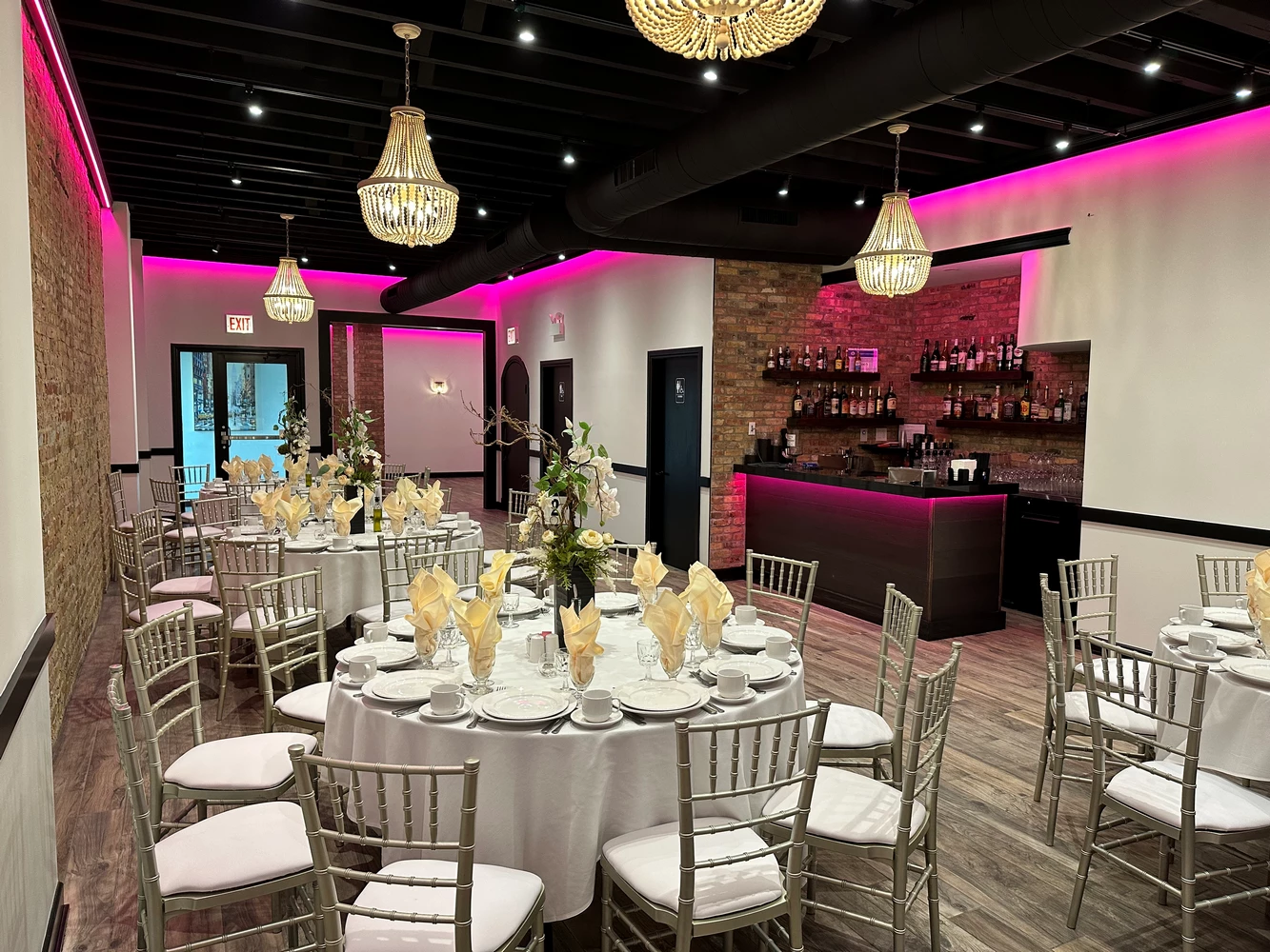 Take A Look At Our Jolly Inn Banquet Hall in Chicago